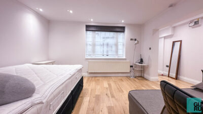 Available Now | Studio 1 Bath | Baker Street Station (Bakerloo, Jubilee ...